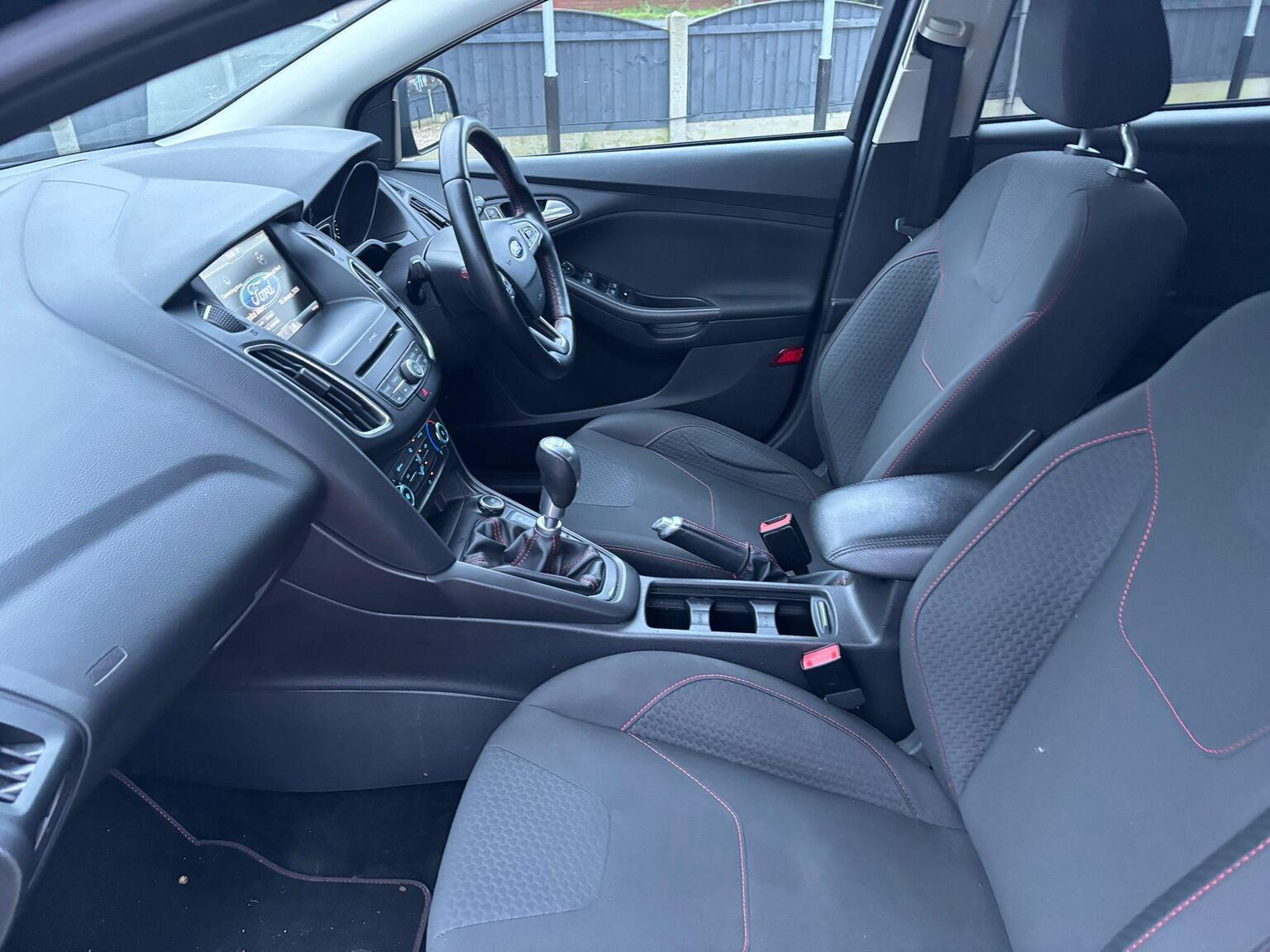 Used FORD FOCUS 2016 Black for sale - £7695 in Doncaster, South ...