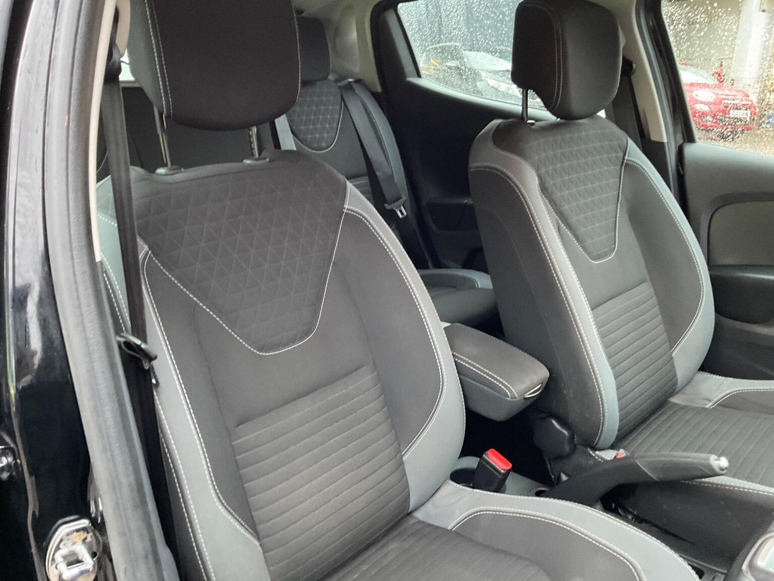 2016 16 RENAULT CLIO 1.5 dCi Dynamique S Nav Euro 6 (s/s) 5dr