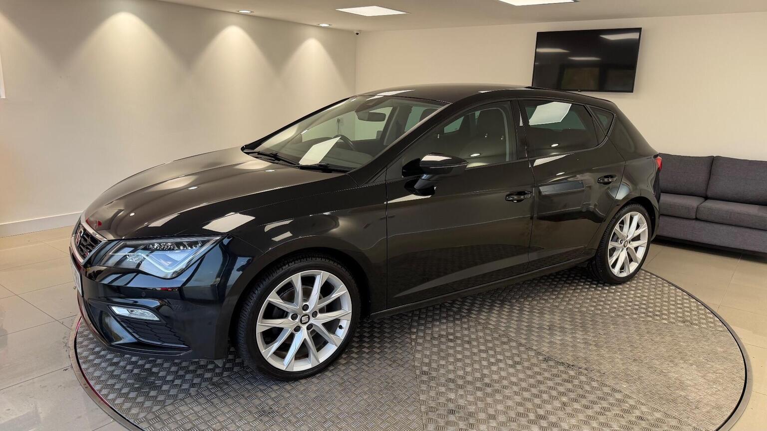 SOLD - Used SEAT LEON 2017 Black in Pl26 7JF, Cornwall | Andrew Toms ...