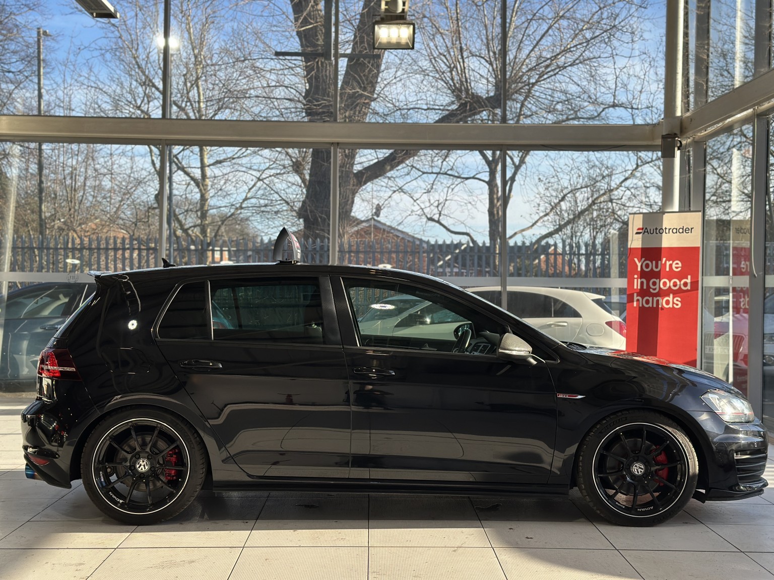 Used VOLKSWAGEN GOLF 2014 Black for sale - £14250 in Barnet, London ...