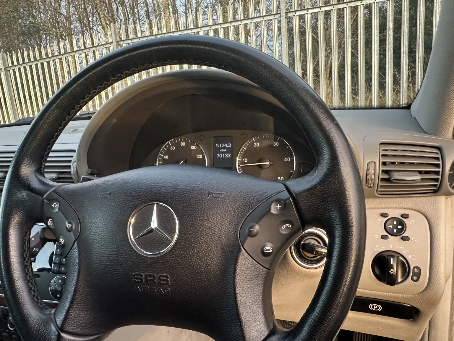 Used MERCEDES-BENZ C CLASS 2006 Silver for sale - £2500 in Burnley ...