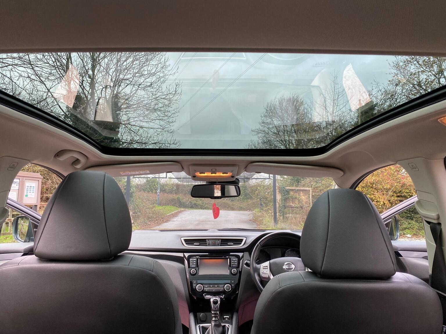 Used NISSAN QASHQAI 2016 Grey for sale - £9990 in Coventry ...